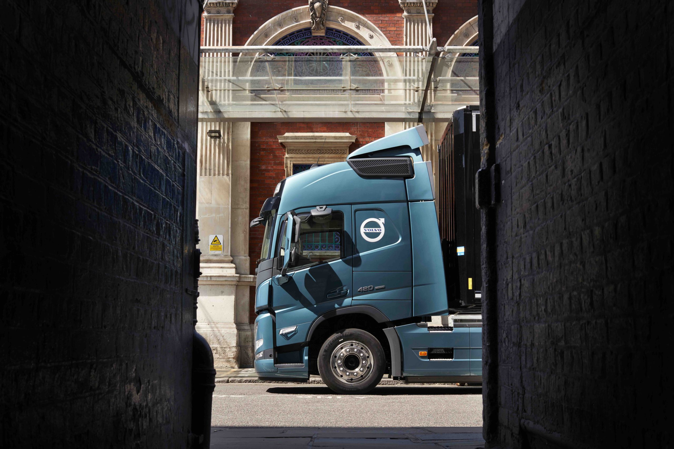 ROAD TEST: VOLVO FM, FMX, FH and FH16 - Trucking