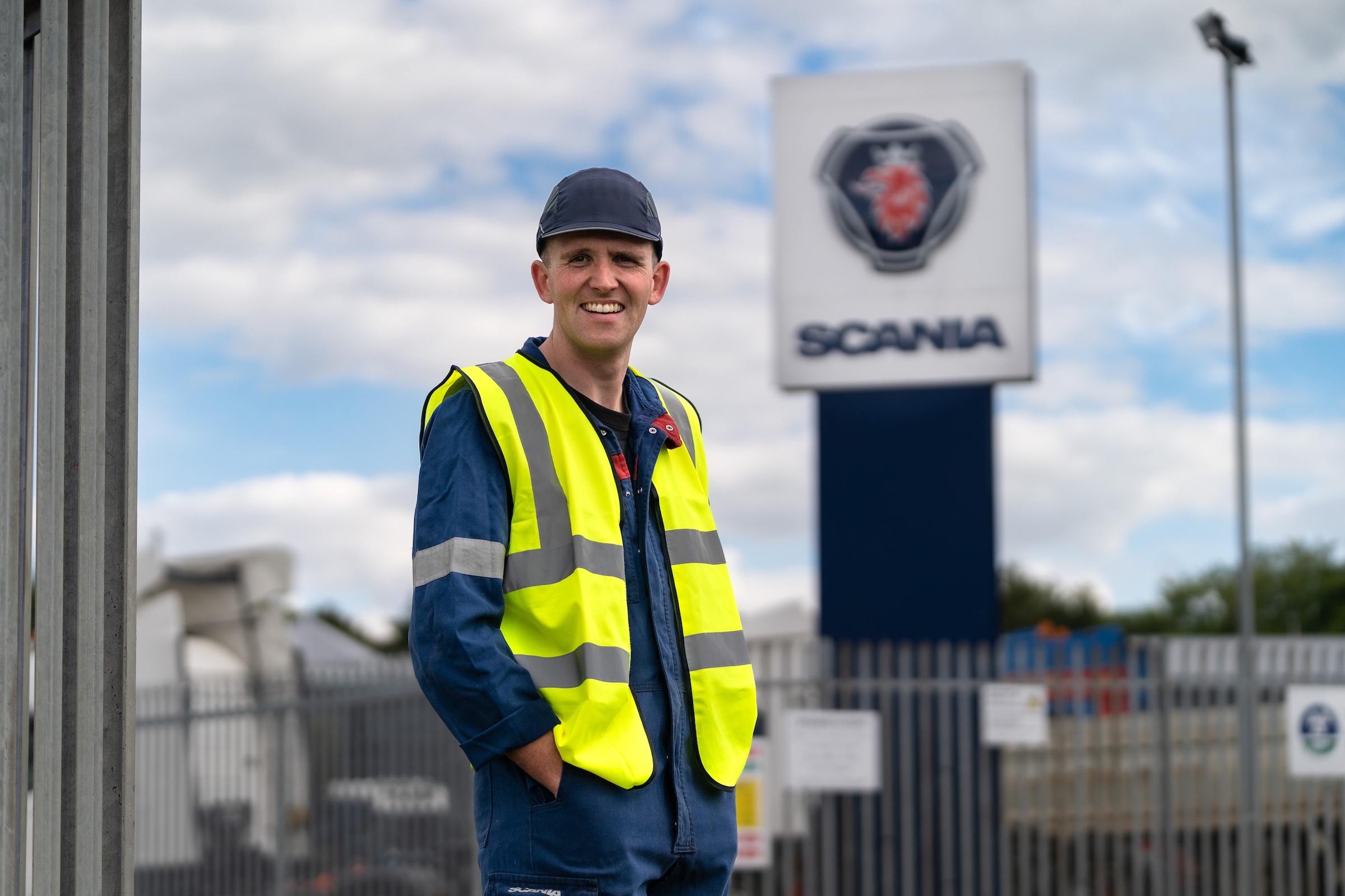 MONDAY MOTIVATION: SCANIA TECHNICIAN WINS IRTEC AWARD - Trucking
