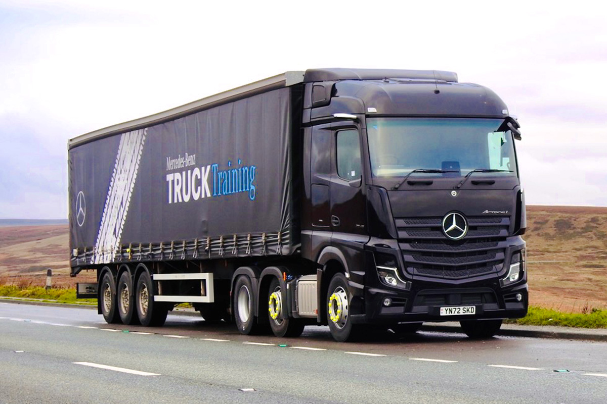 Road Test: Mercedes Actros L 2545LS - Trucking