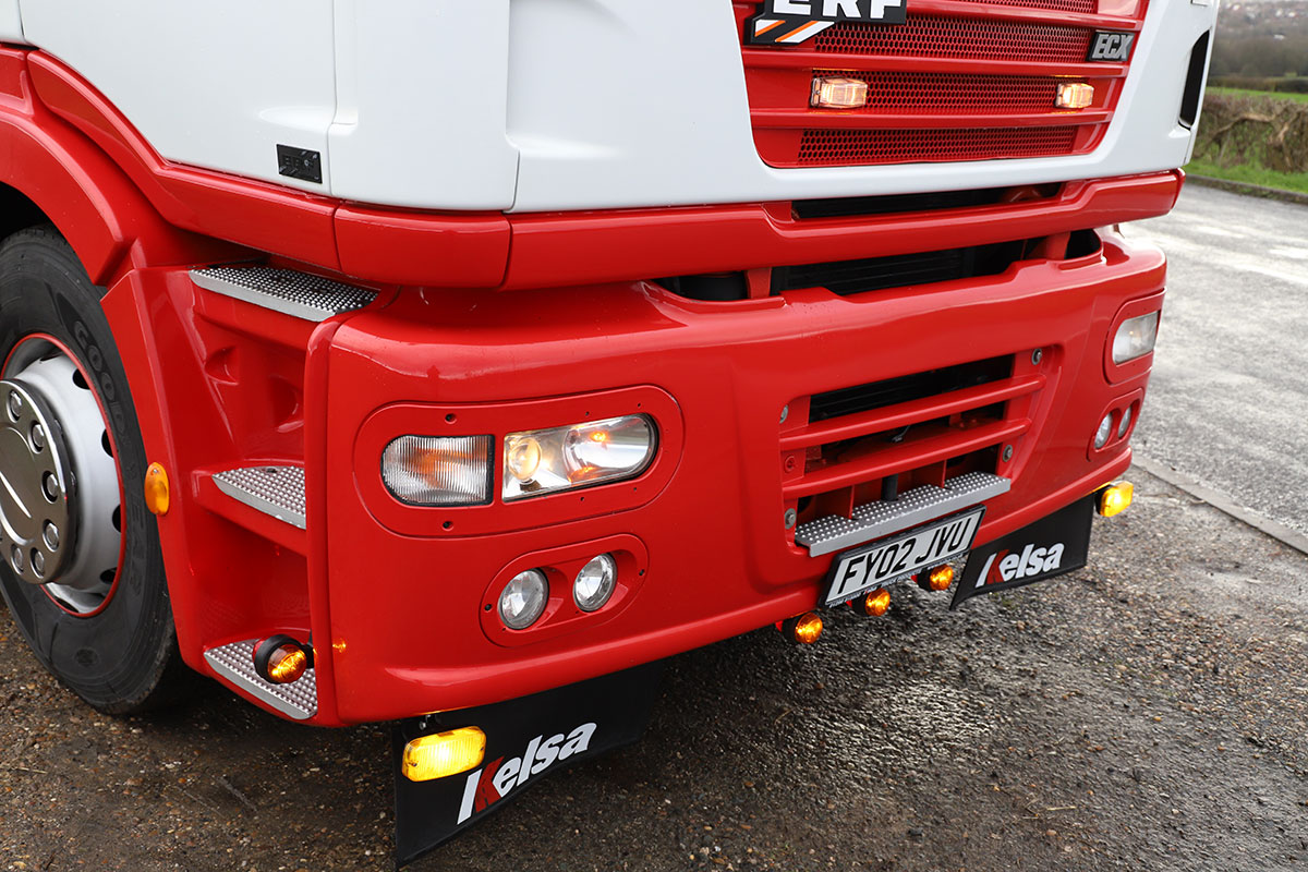 Owner-driver Branden Jinks still uses a 21-year-old ECX - Trucking